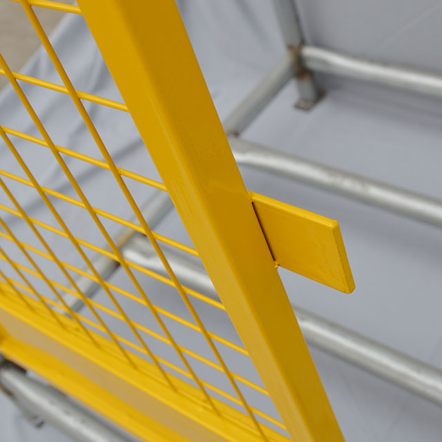 Spring Ladder Access Operated Scaffolding Safety Gate from China ...